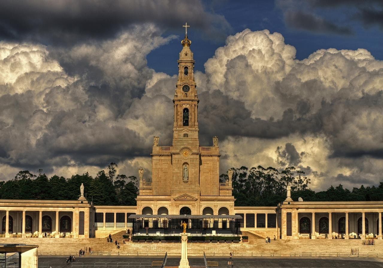 Fátima, Nazaré and Óbidos - Lisbon Native Tours